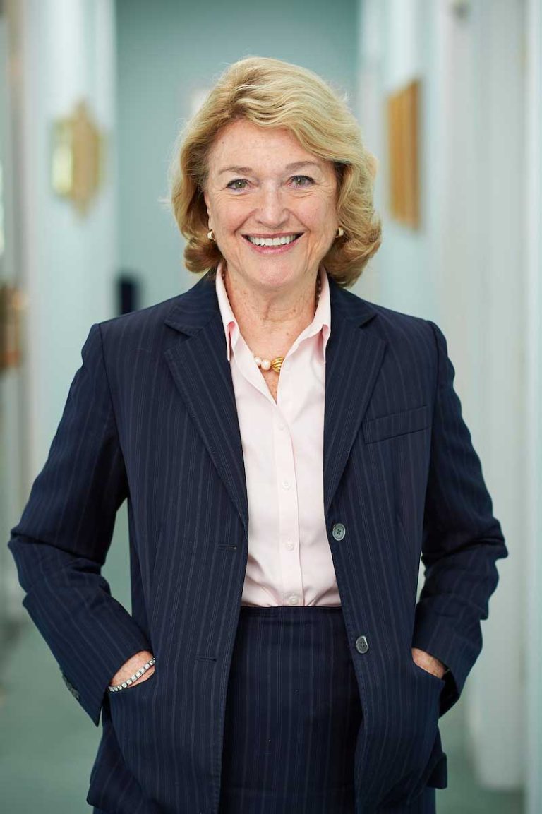 Lynn Pyfrom Holowesko, CBE, JP – Bahamas Law Firm and Attorneys ...